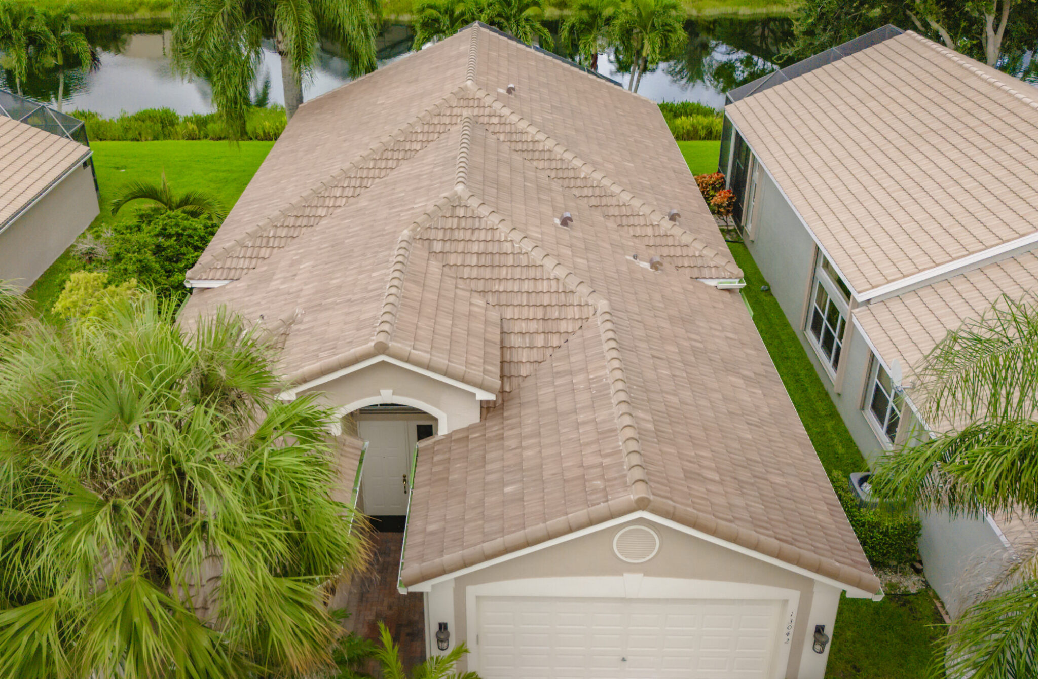 Holiday Roof Prep Tips For Safe Lighting In Florida Homes
